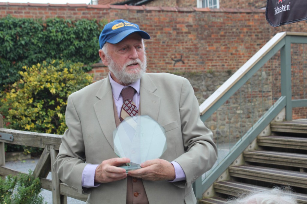 Tony Arthur receives Stephenson Lifetime Achievement Award - YET