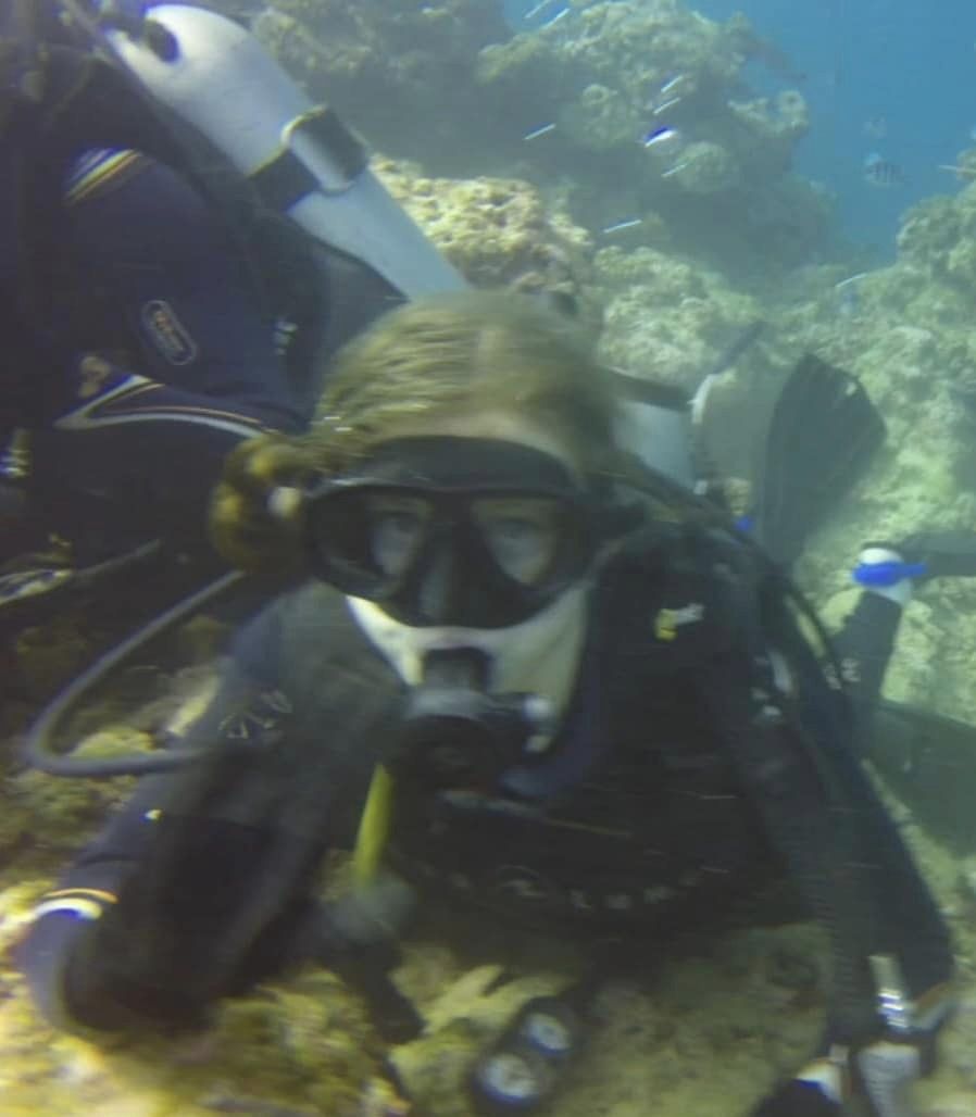 Kayleigh Rees in Fiji - YET